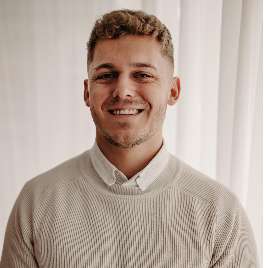 Dennis Gölden - Geprüfter Automobilverkäufer Neuwagen - Jacobs ...