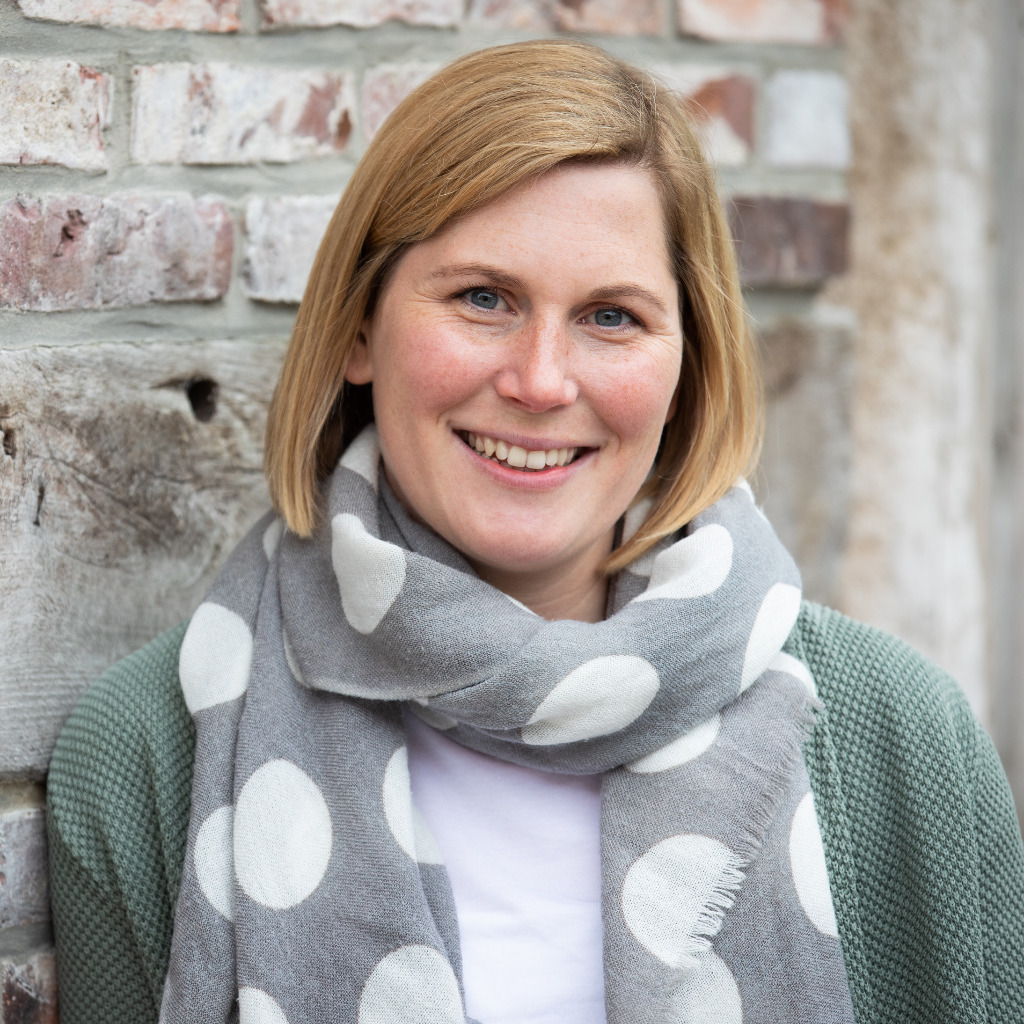 Mona Wicht - Produktentwickler/ Technologin Bereich Verpackung - DMK ...