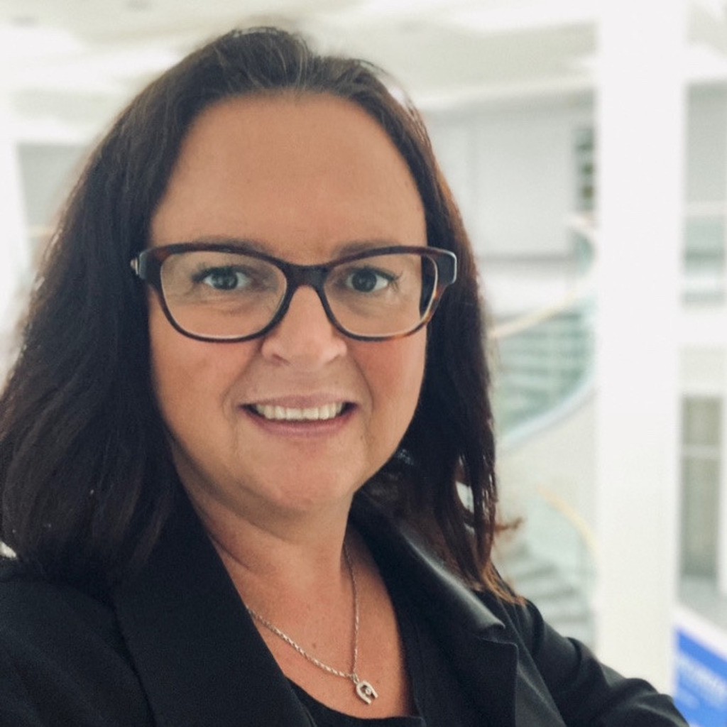 Alexandra Frey - Referentin PE/OE - SV SparkassenVersicherung | XING