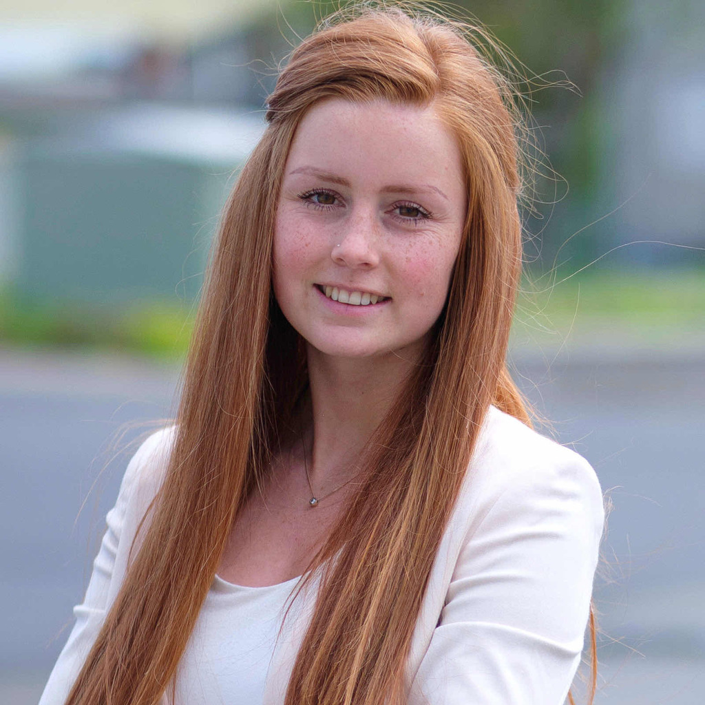 Eva Hoffmann: Ausbildung und Berufserfahrung | XING