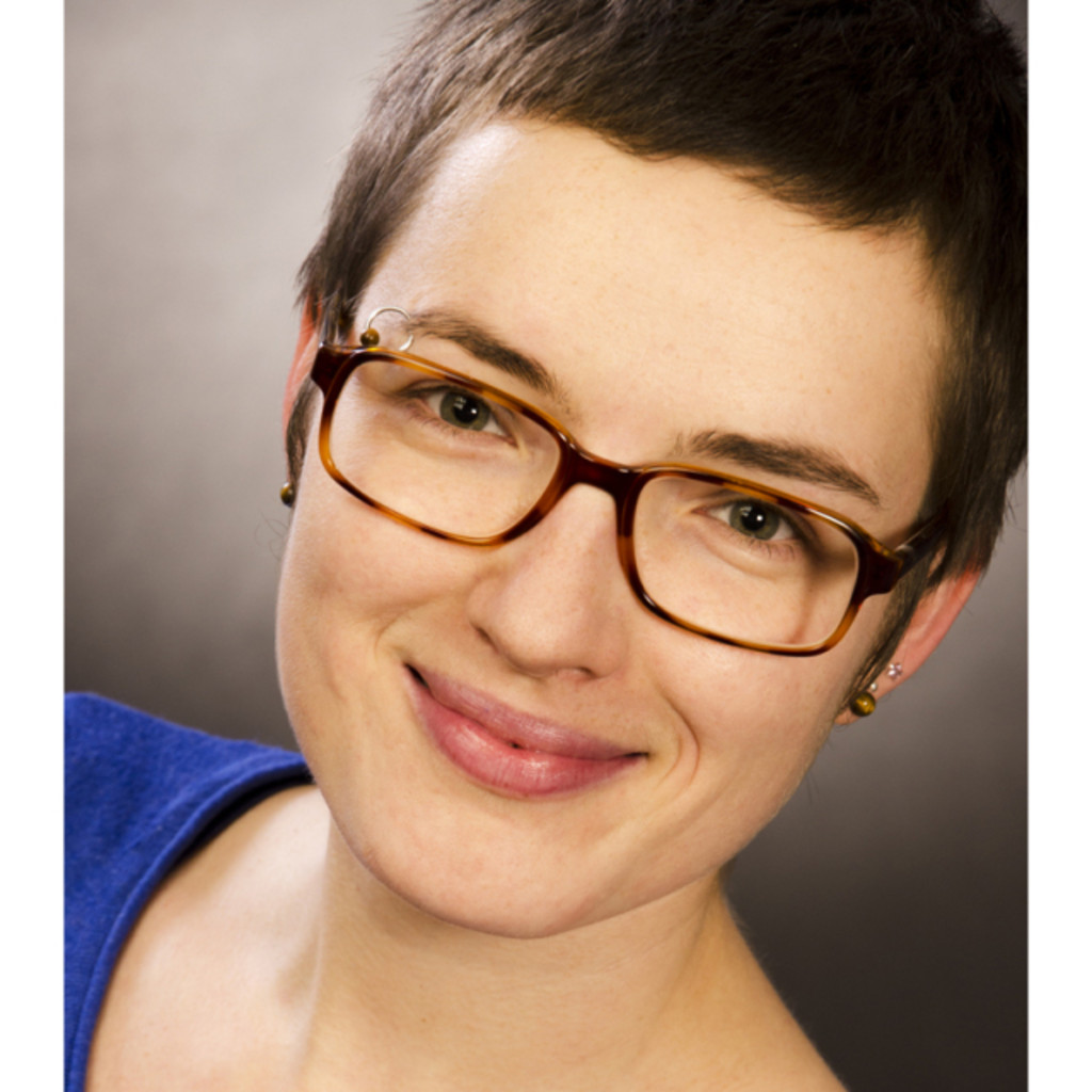 Judith Frey - Presse- und Öffentlichkeitsarbeit / Marketing Emscherkunstweg - Urbane Künste Ruhr ...