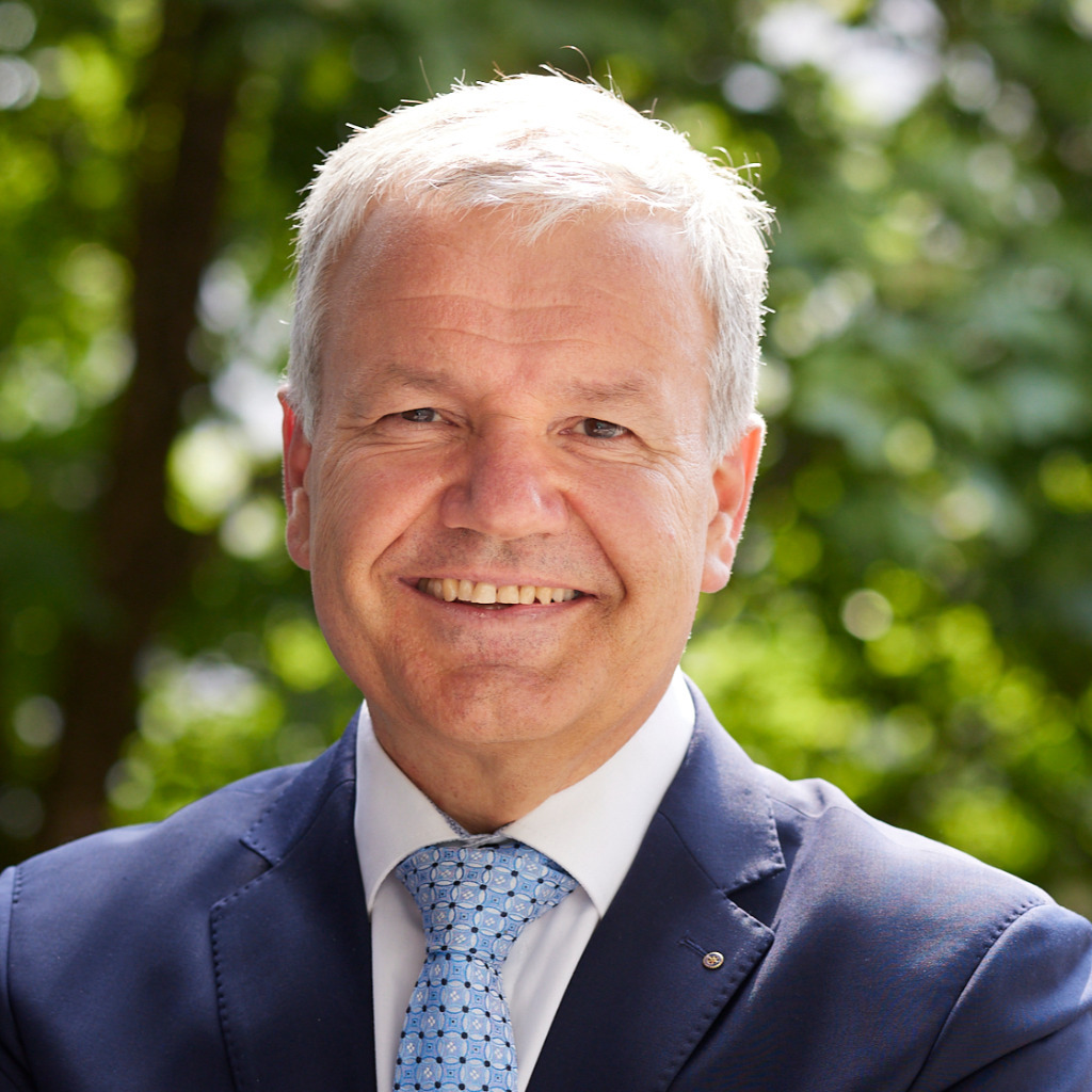 Felix Weber - Vorsitzender der Geschäftsleitung - Suva | XING