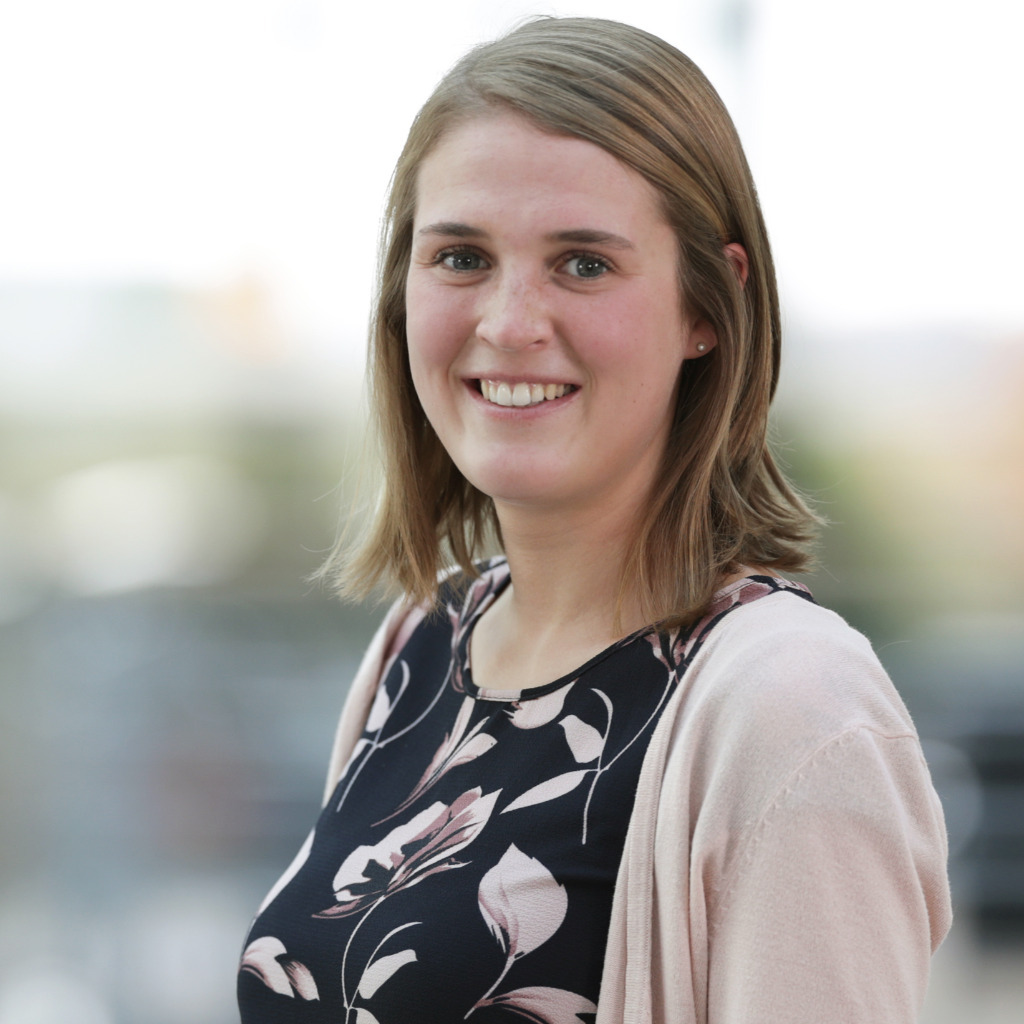 Anna Firlus - Mediengestalterin Digital und Print - medac GmbH | XING