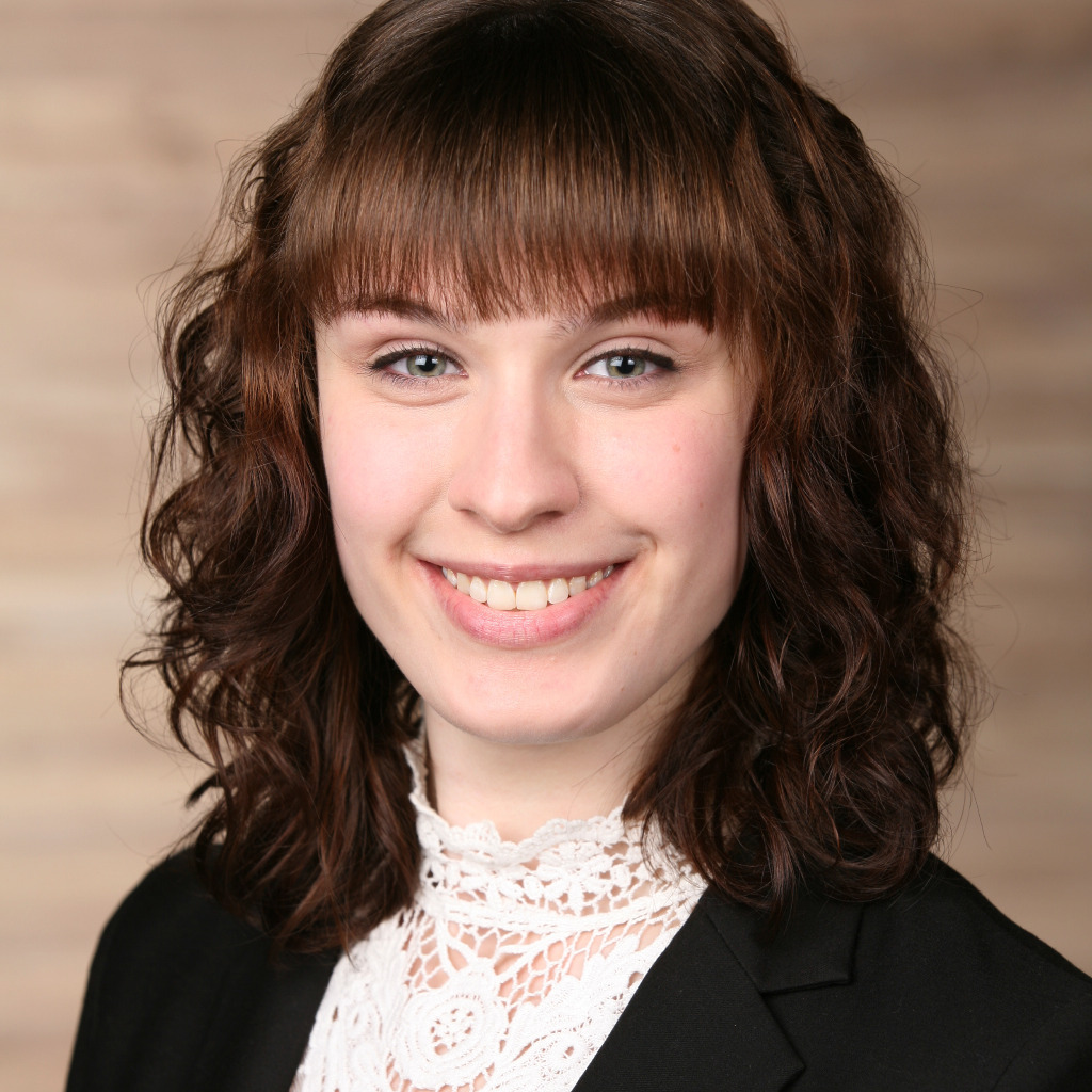 Lisa Straub - Mediengestalterin Digital und Print - Druck- und ...