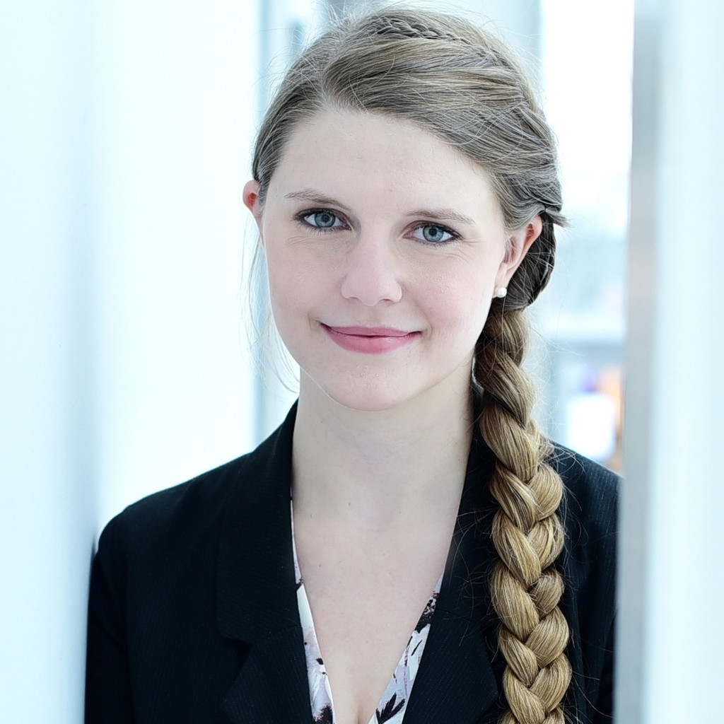 Laura Matthies's Instagram, Twitter & Facebook on IDCrawl