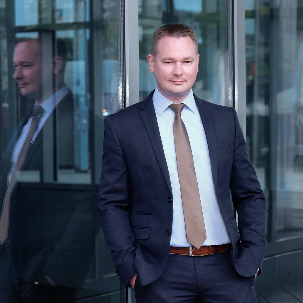 James Alexander Reade - Fachberater für Bausparen und Finanzierung ...