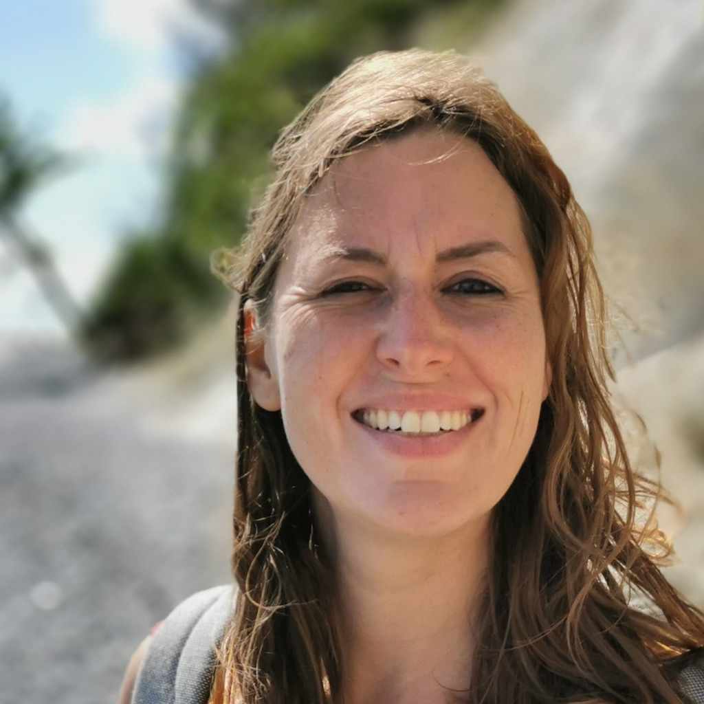 Andrea Schmidt - Teamleitung französischer Kundenservice - EBSCO Information Services GmbH | XING