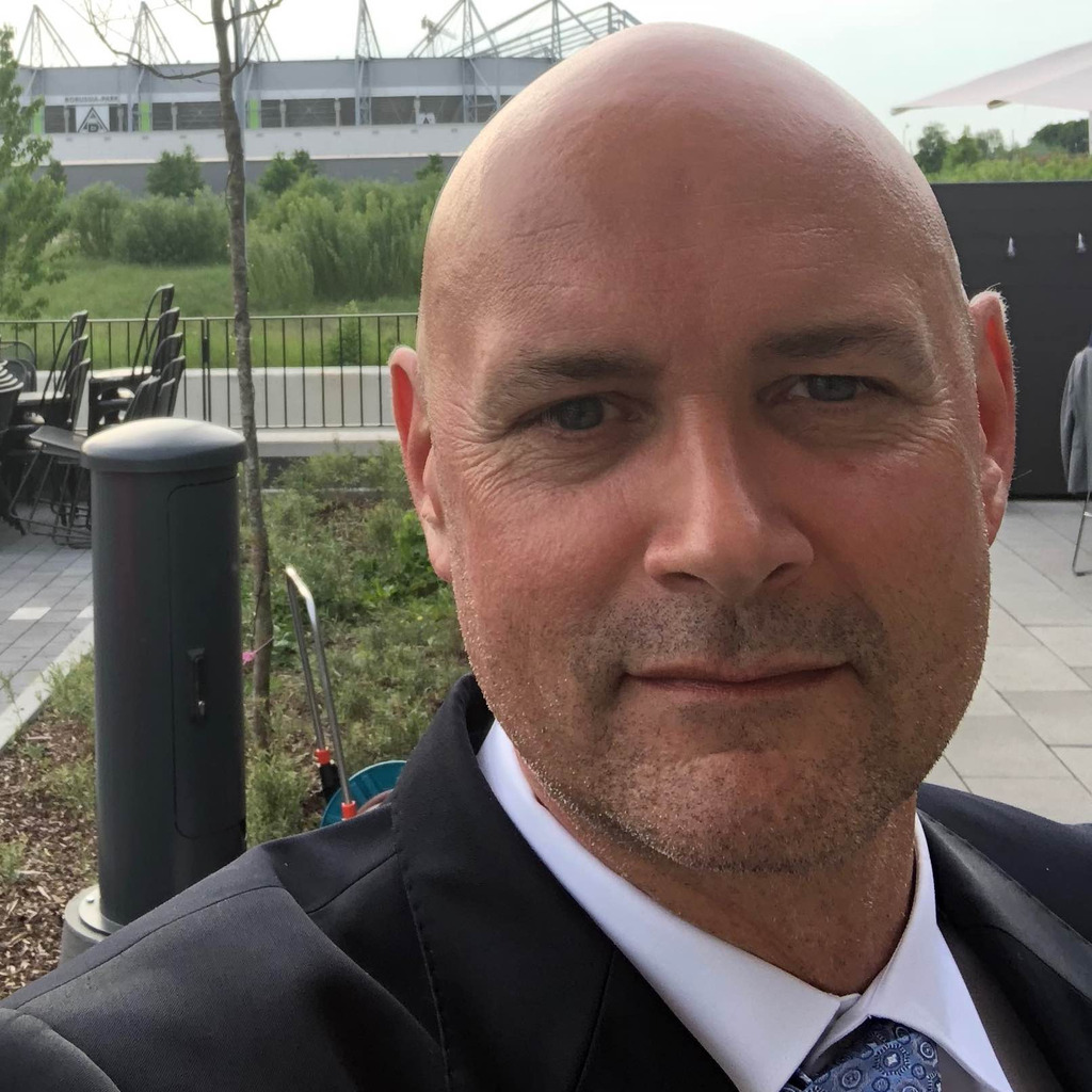 Sascha Wolf - Sales Strategy Partner - Hardgoods - QVC Handel S.à r.l ...