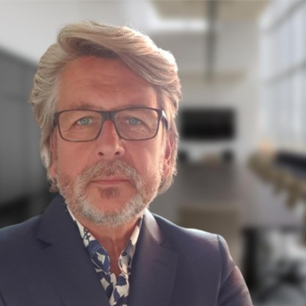 Gregor Bruckner - Senior Consultant - panem sàrl | XING