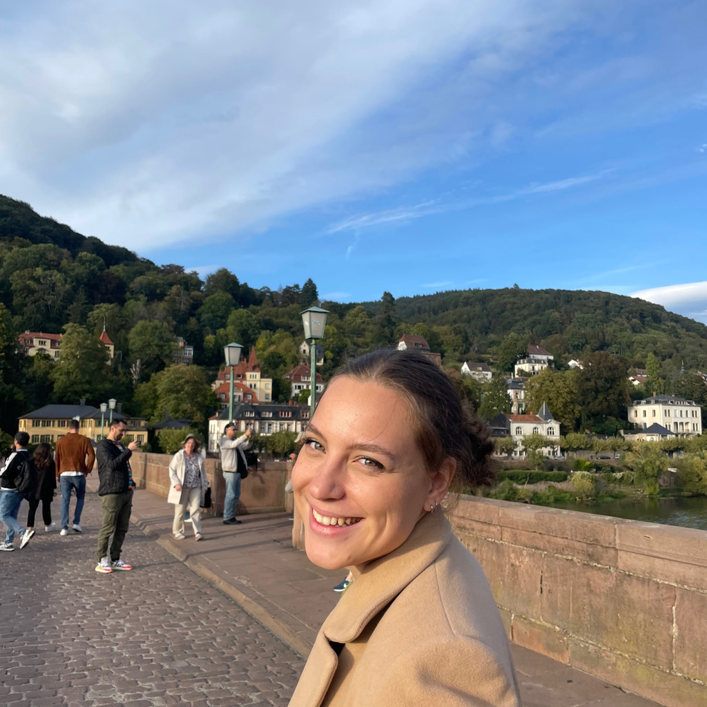 Emma Kaminski - General Literary Studies - Universität Erfurt | XING