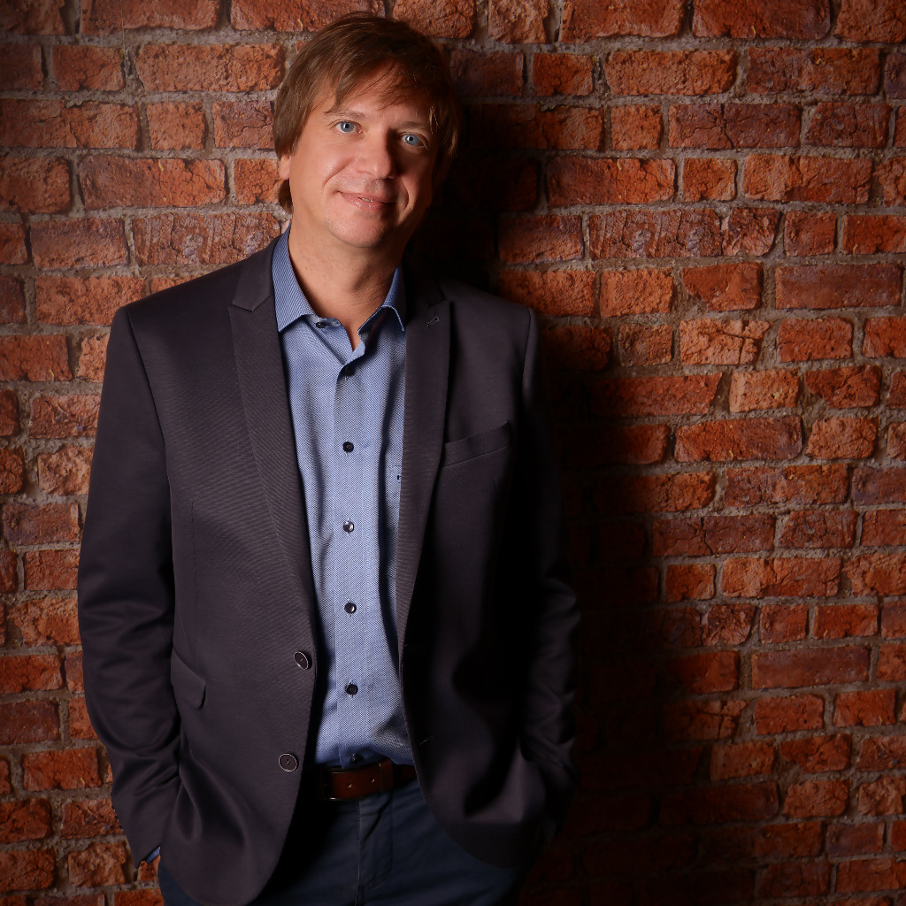 Stefan Borgwardt - Personalleiter, Prokurist, Syndikusrechtsanwalt - LINDIG Gruppe | XING