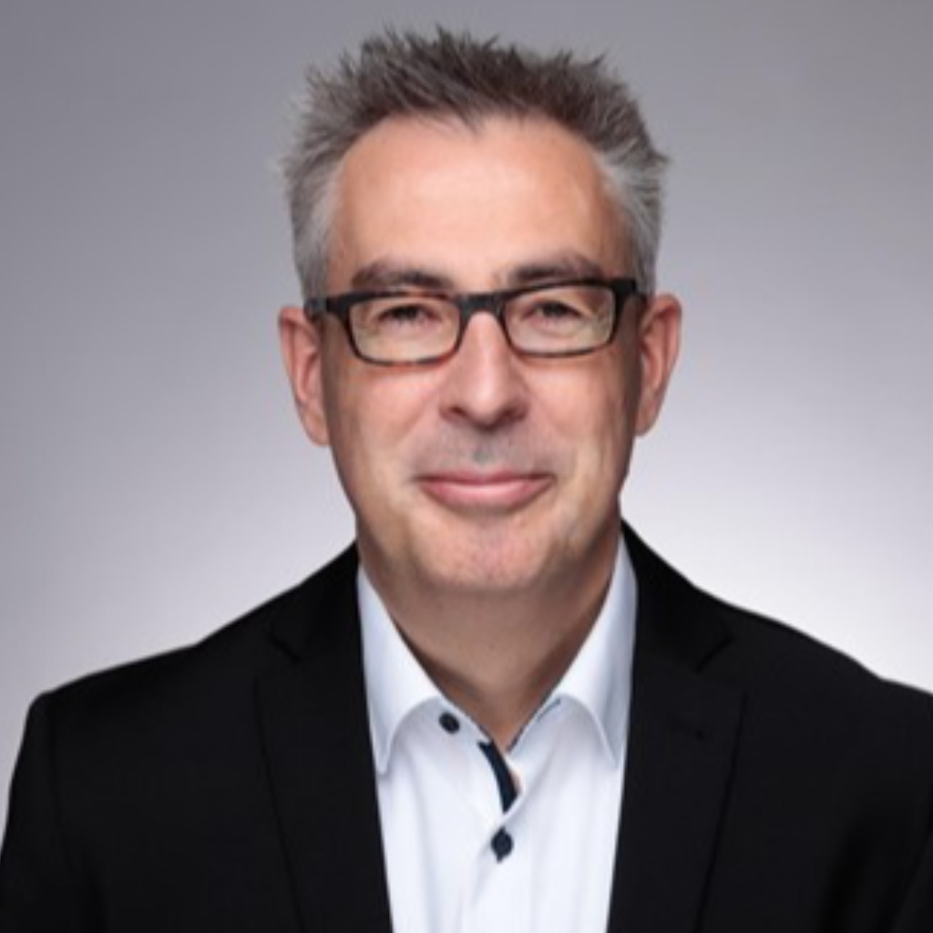 Volker Vanselow - Leitung Buchhaltung & Controlling - IWQ Holding GmbH ...