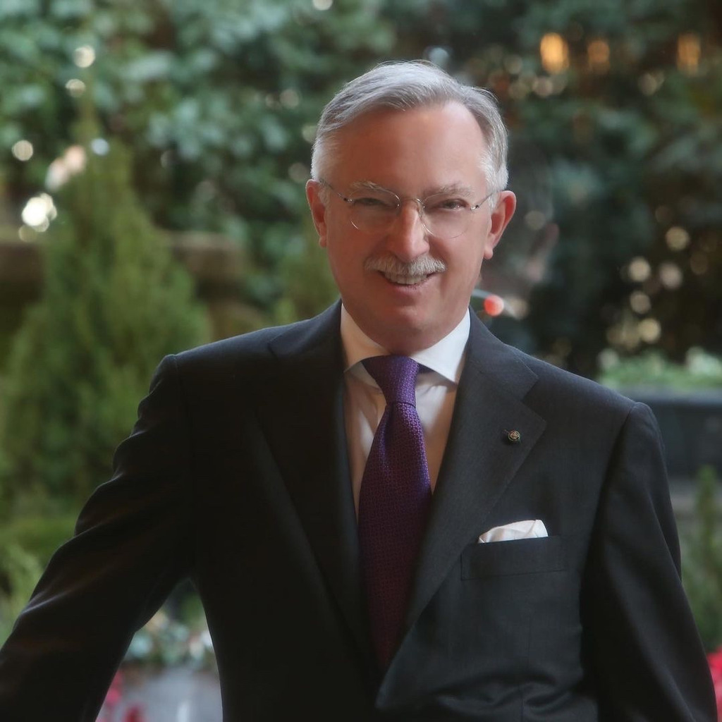 Michael David Bennett - Chartered Financial Analyst (CFA) - Capital ...