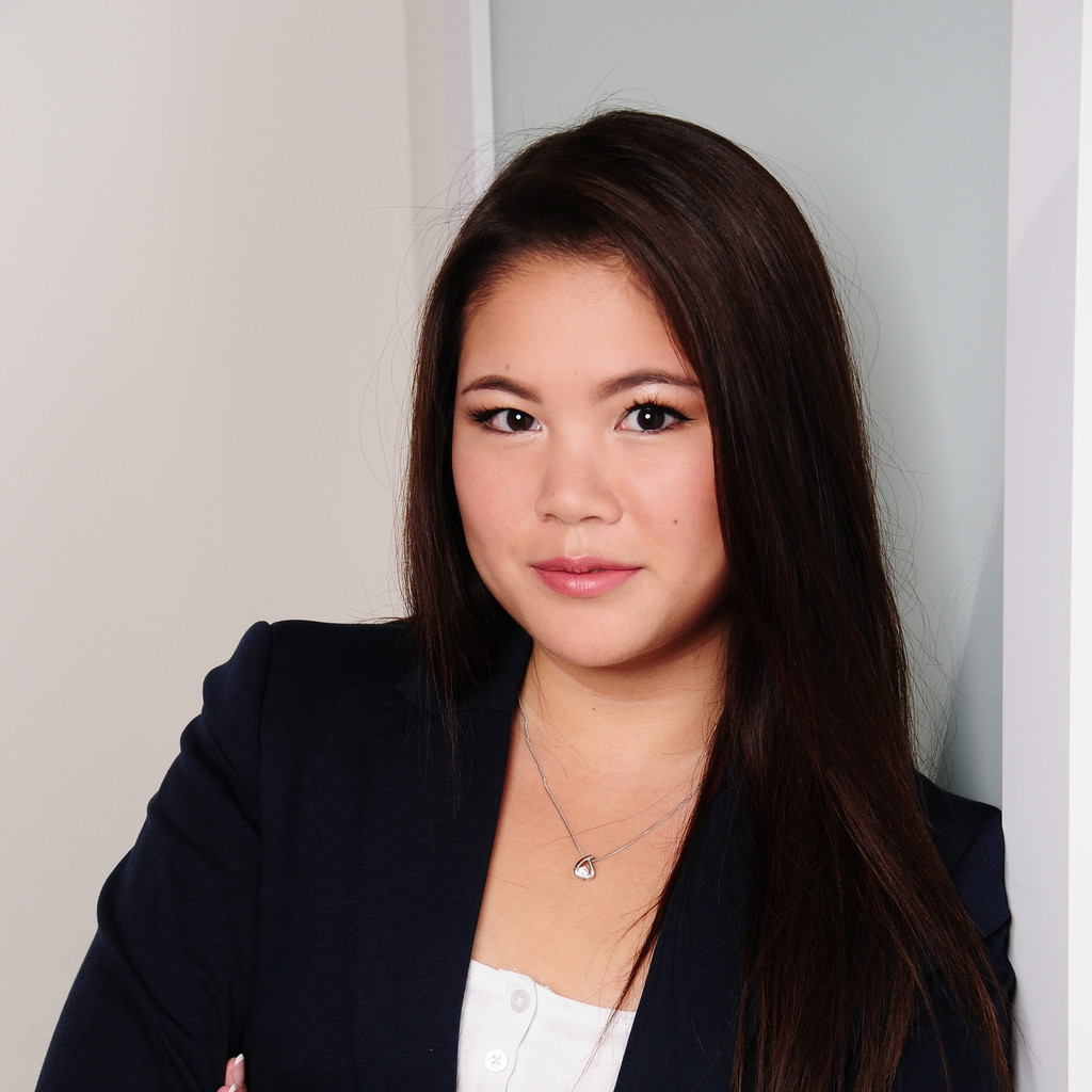 Cam Linh Nguyen Application Development Analyst Accenture Xing