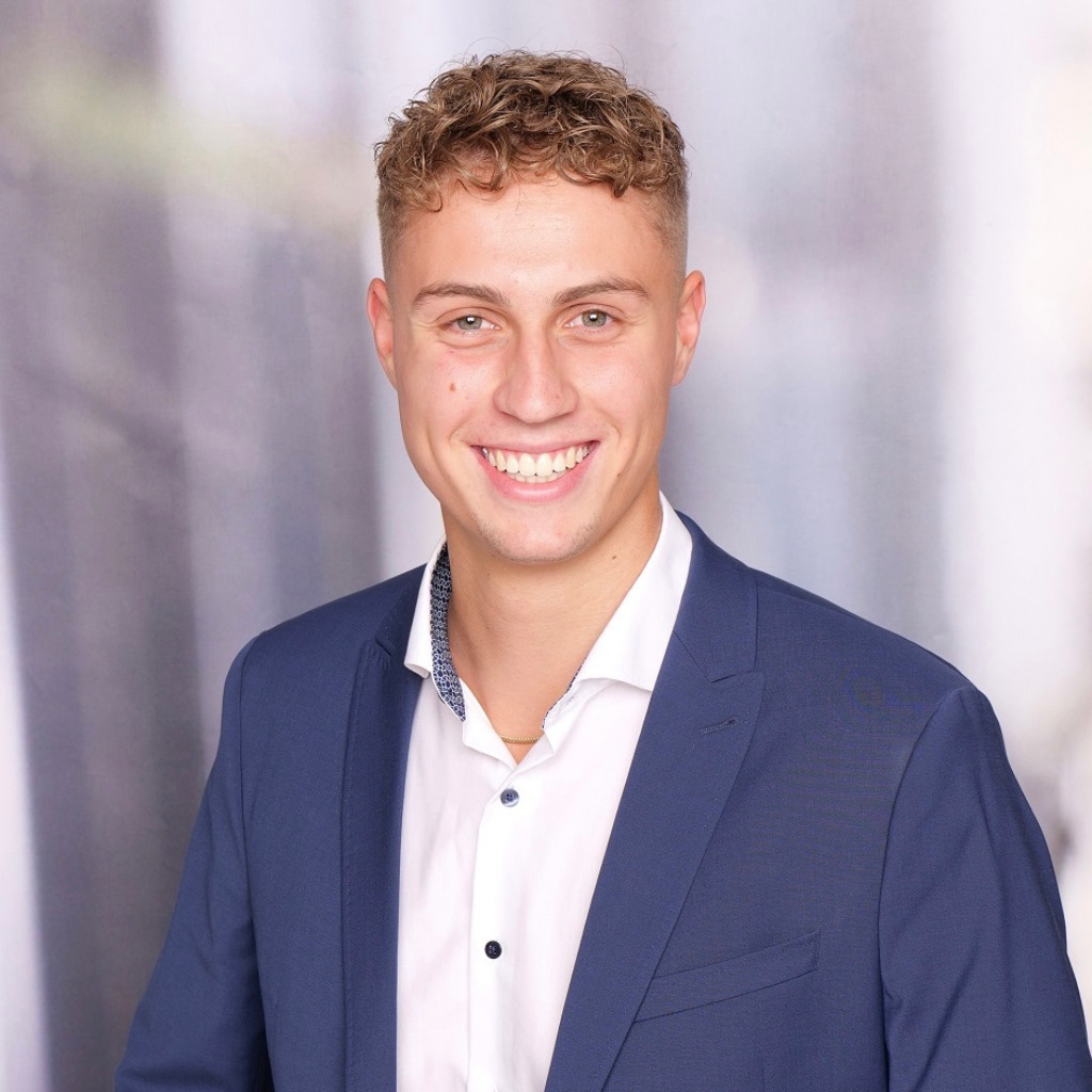 Yannik Weiß - Personalmanager - SURE Personalmanagement GmbH | XING