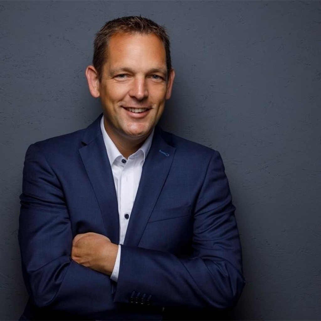 Thomas Matzat - Manager Customer Service Hellmann Marine Solutions ...