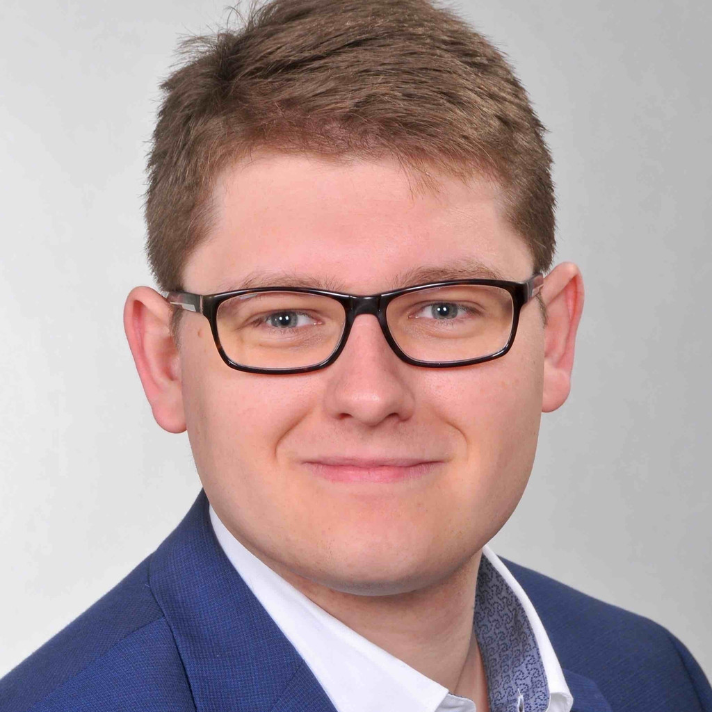 Nicolas Gude - Sally ist der Sprachassistent für den Vetrieb, https ...