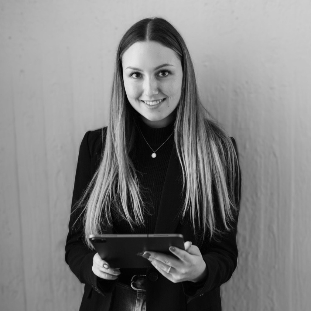 Lena Arends - Personalreferentin - Bungert oHG | XING