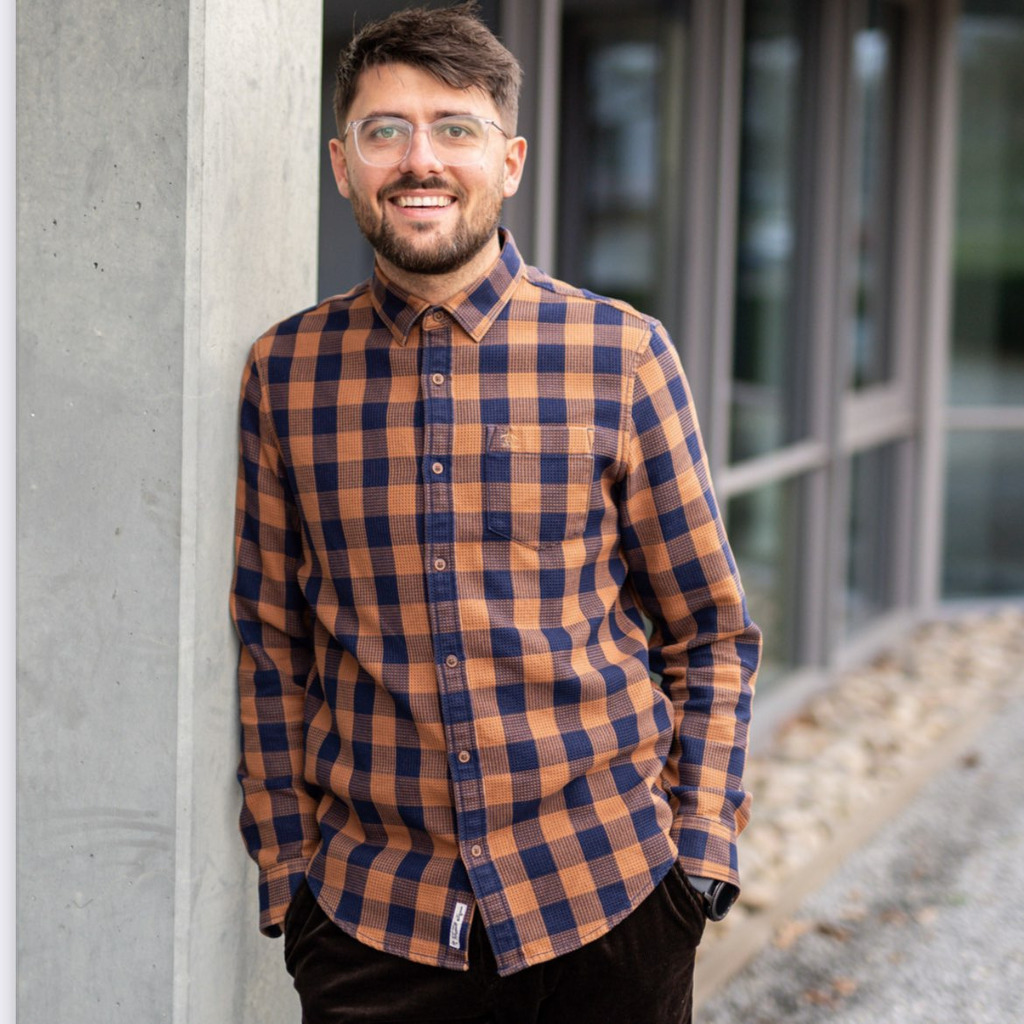 Urim Ismajli - Werkzeugmechaniker - Feintool System Parts Sachsenheim ...