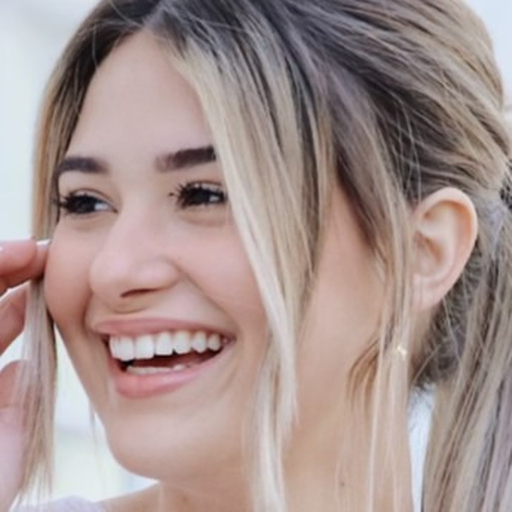 olivia ava - Buy Google Reviews - smmsellus.com | XING