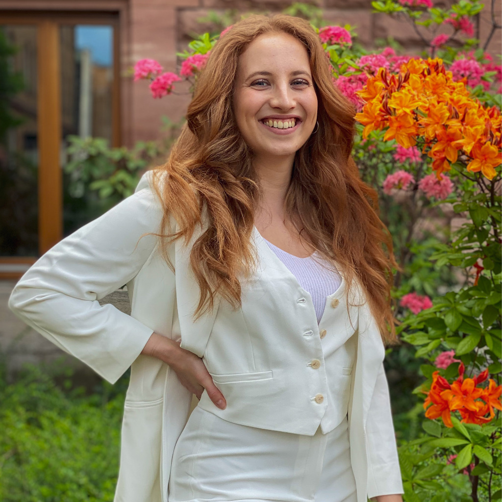 Jessica Arnold's Instagram, Twitter & Facebook on IDCrawl