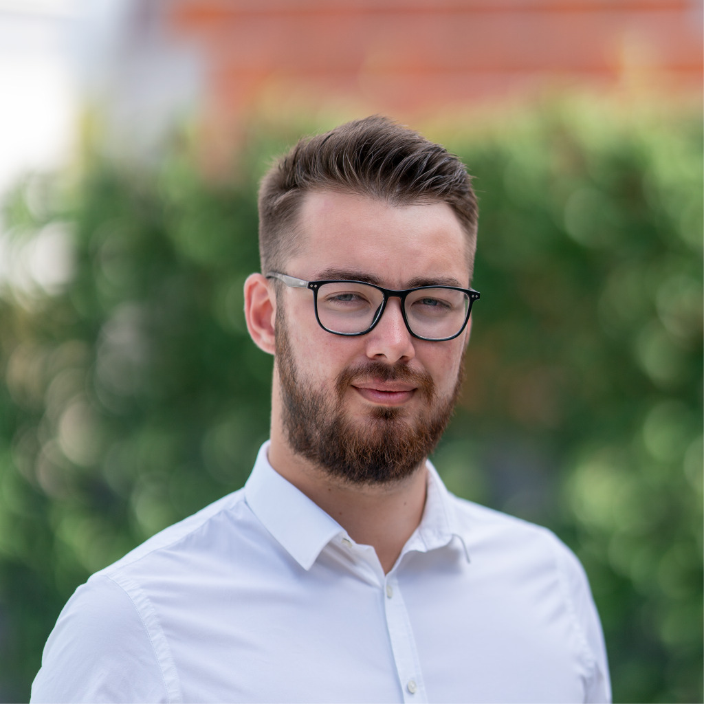 Patrik Herz - Gruppenleitung Customer Hardware - BWG ...