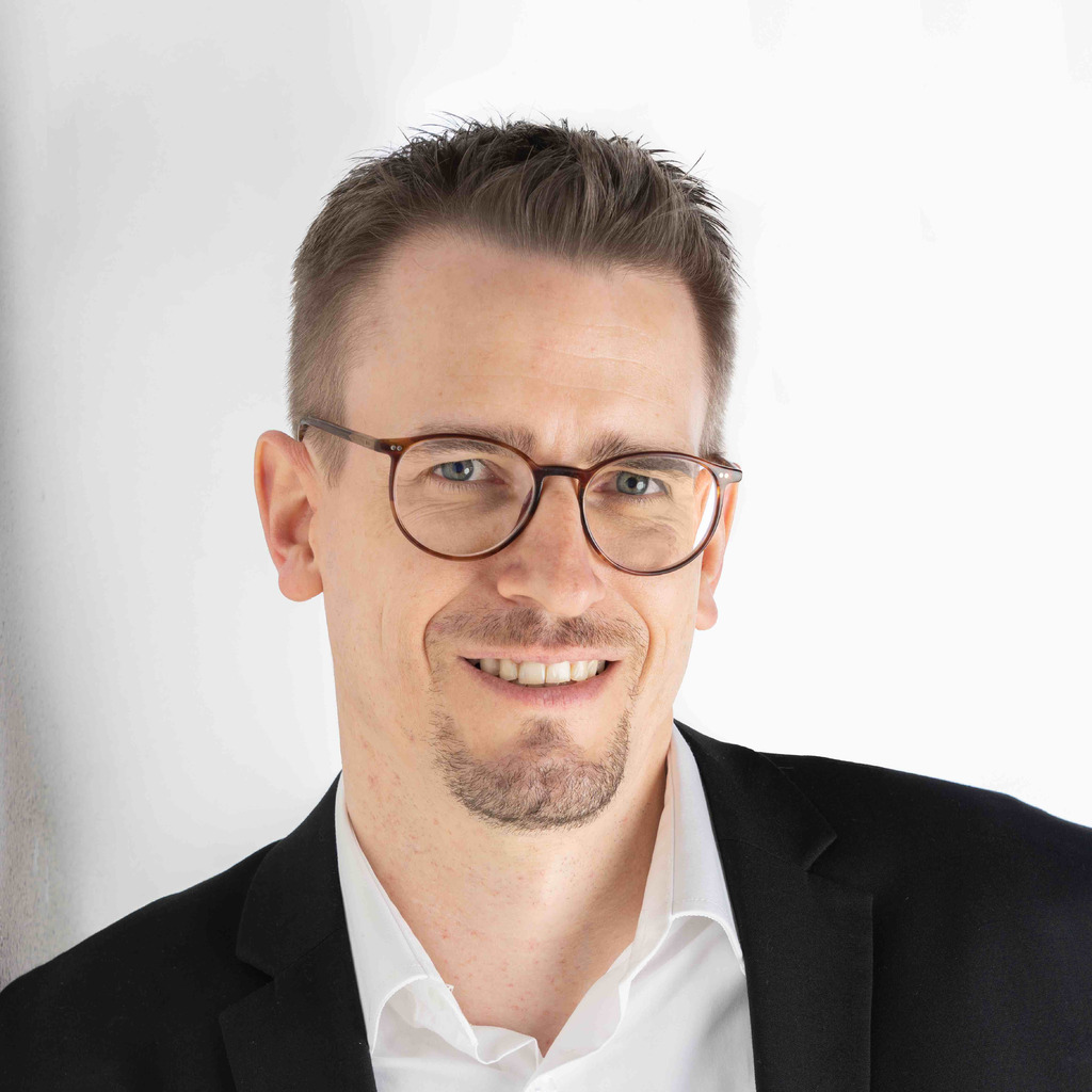 Sebastian Süess - Freier Mitarbeiter - JH-Treuhand GmbH | XING