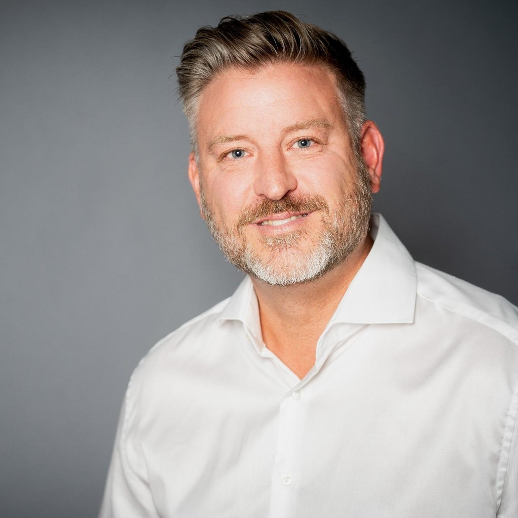 Tom Schultz's Instagram, Twitter & Facebook on IDCrawl