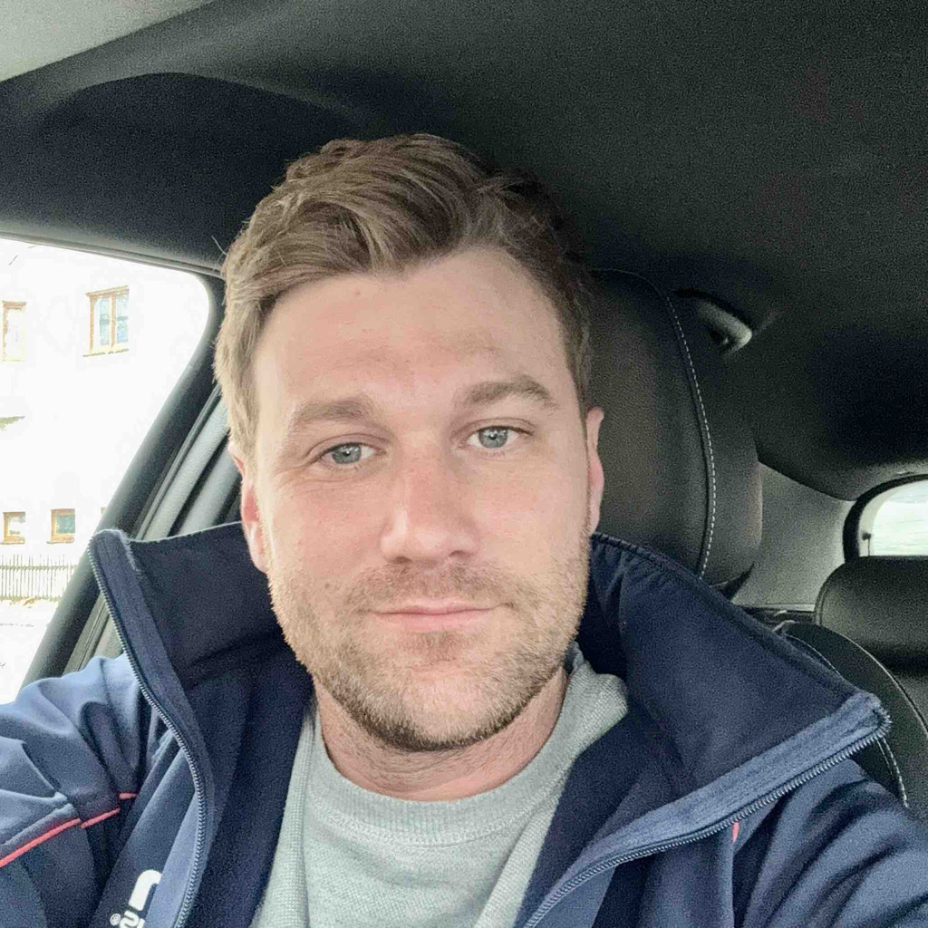 Christopher Rau - Motorsport Betreuung - Freelancer | XING