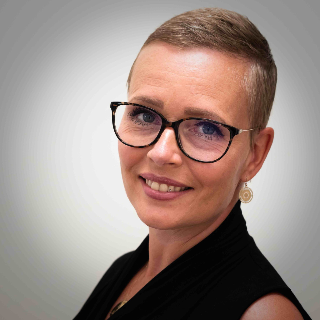 Christa Häuser - Technical Consultant - Medtronic GmbH | XING