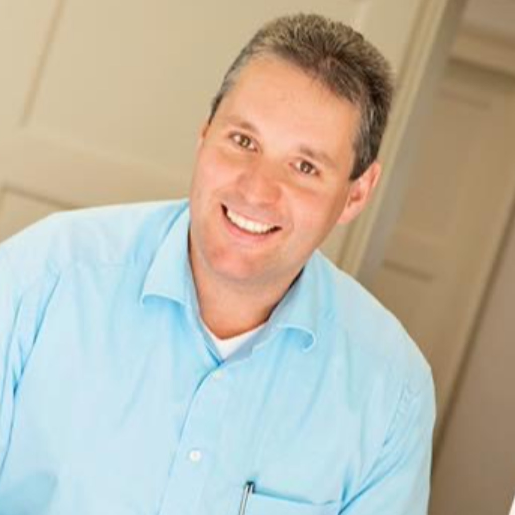 Mike Schneider's Instagram, Twitter & Facebook on IDCrawl