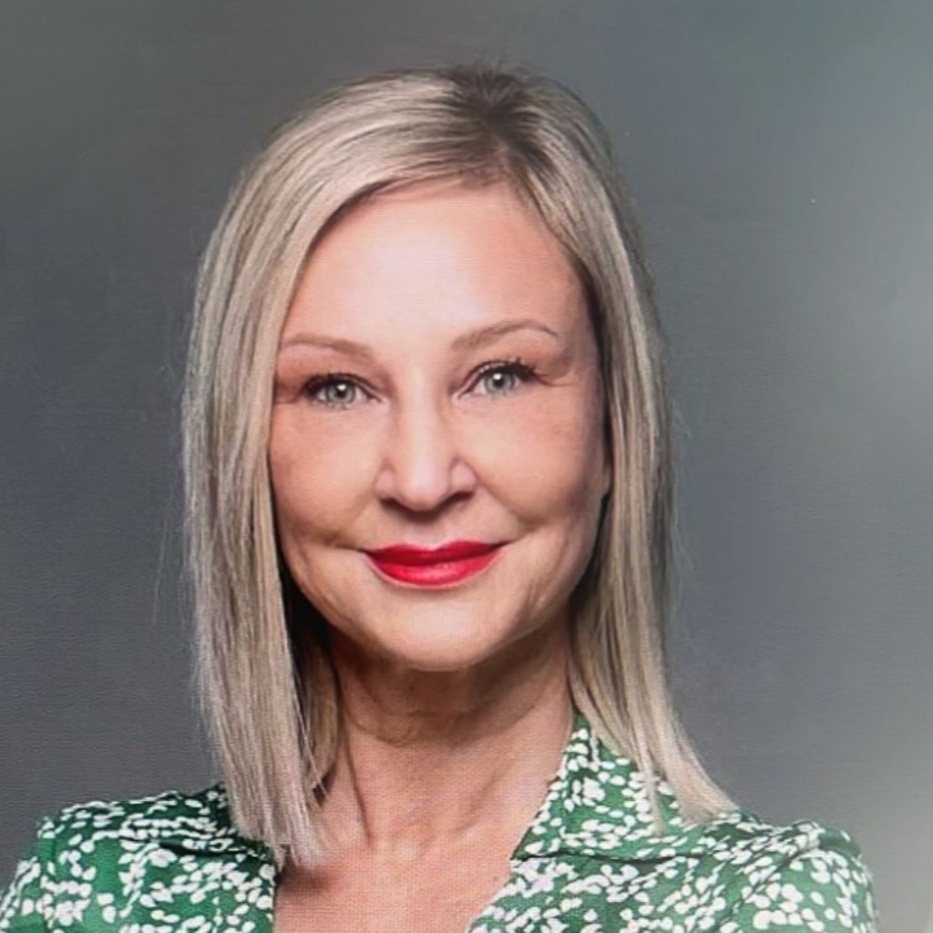 Dr. Vicky -Vanessa Grund - Chef - Dr. Heh, Vicky- Vanessa, Zahnärztin ...