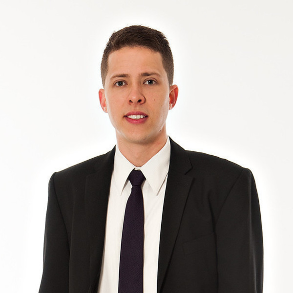 Ricci Daniel Prieto Anuzesky - Corporate Lawyer / Personal Assitant ...