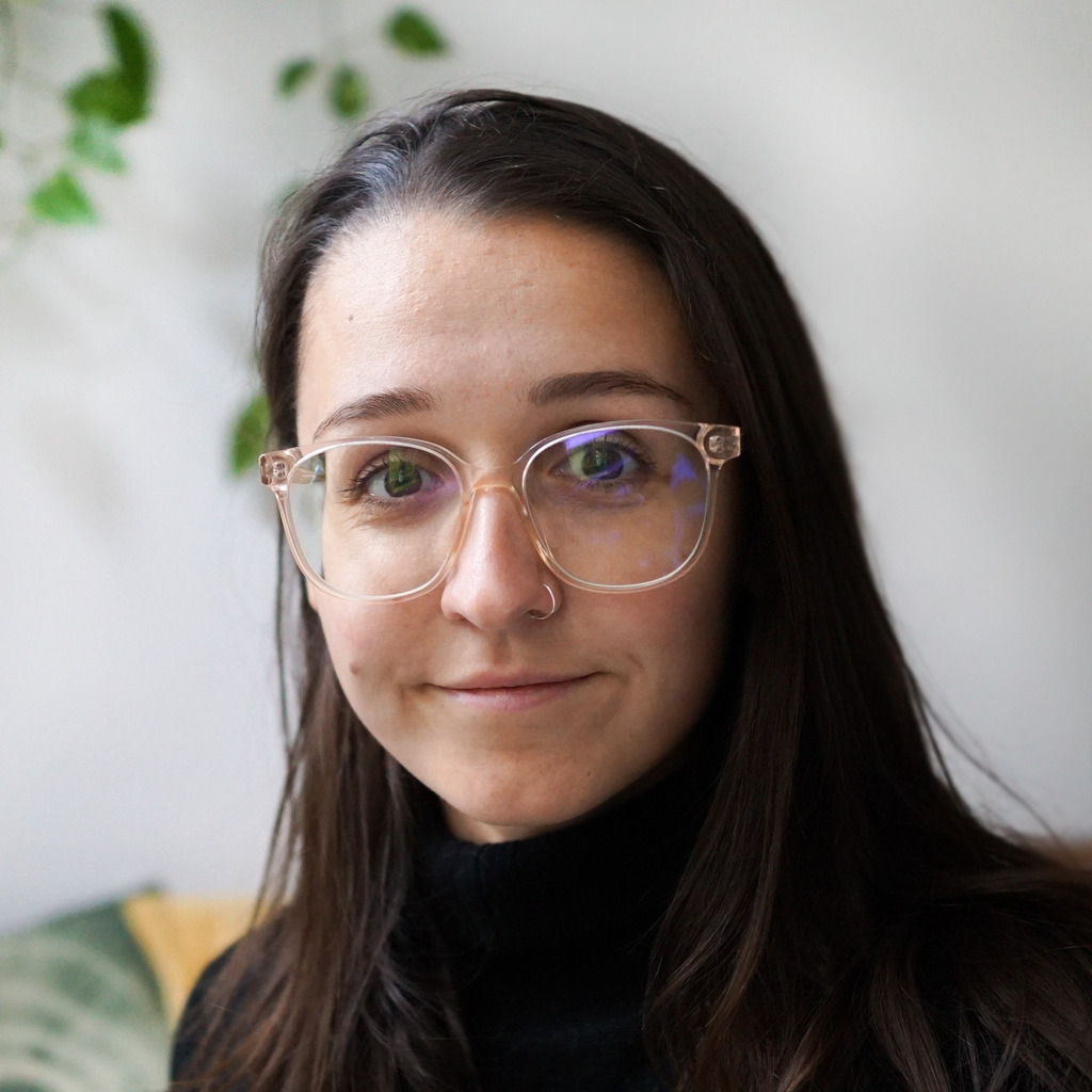 Bianca Poppe - Grafikdesignerin - Bianca Poppe | XING