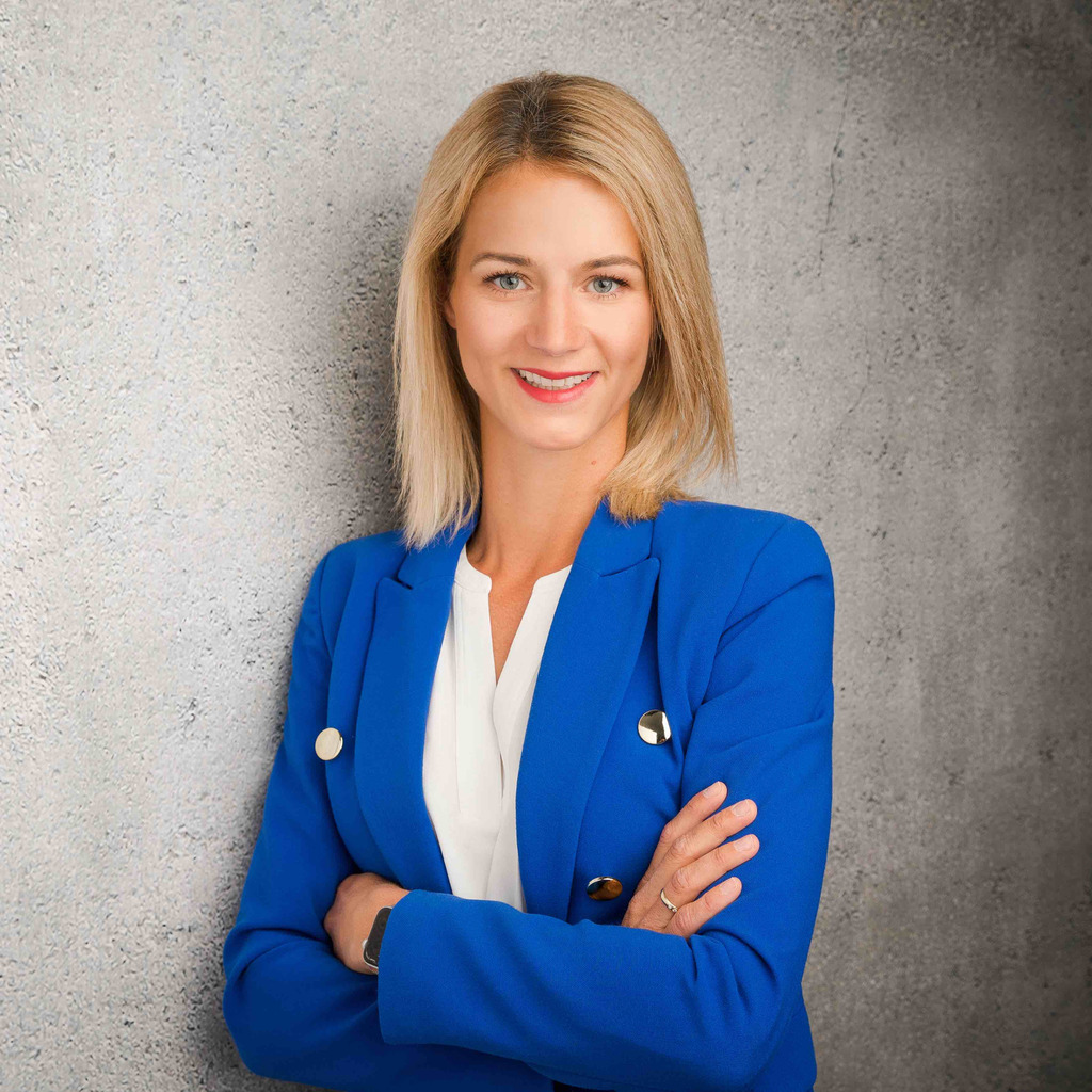 Kathleen Gaber - Assistentin der Geschäftsleitung - Universal IT ...