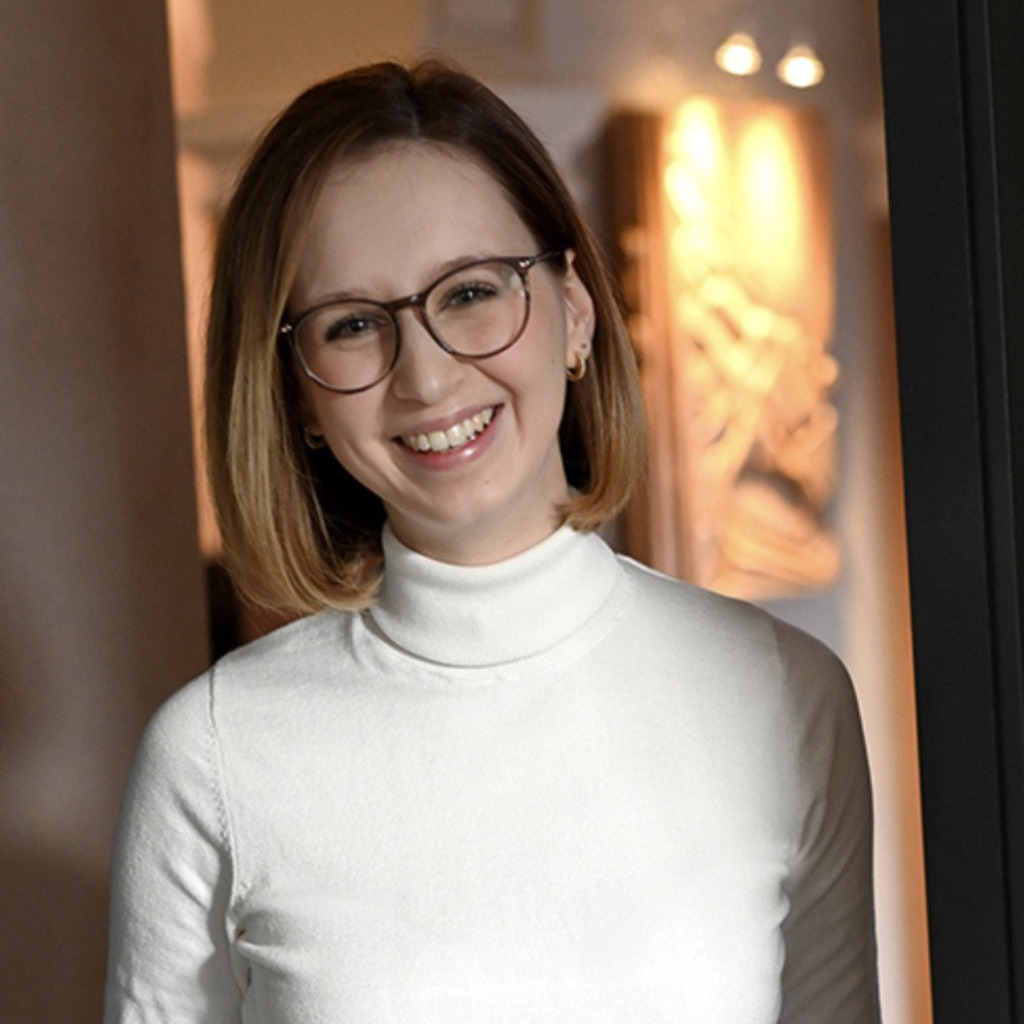 Gloria Reppe: Ausbildung und Berufserfahrung | XING