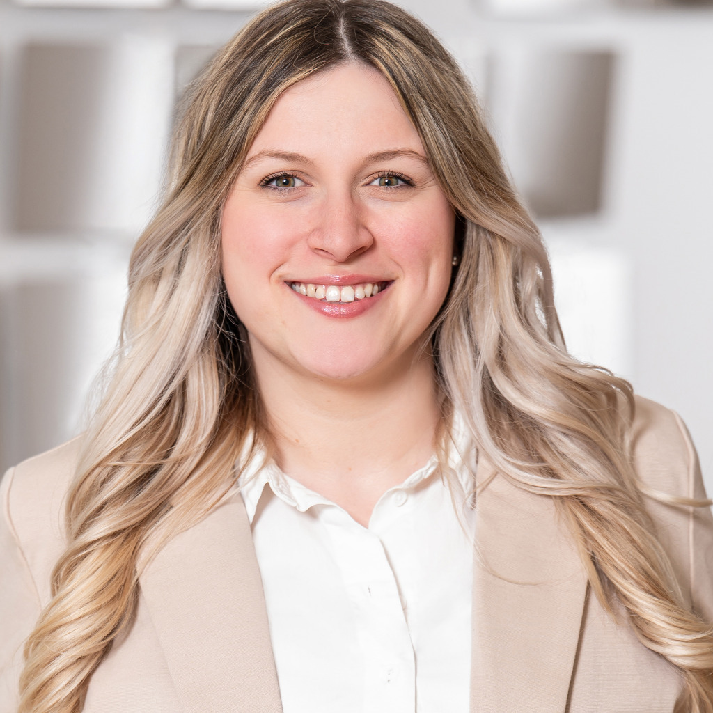 Laura Funk - Project Manager / Senior Consultant - Odgers Berndtson | XING