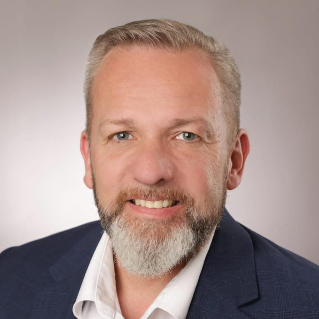 Mathias Walter - Verantwortlicher für Karosserieabteilung - Porsche ...