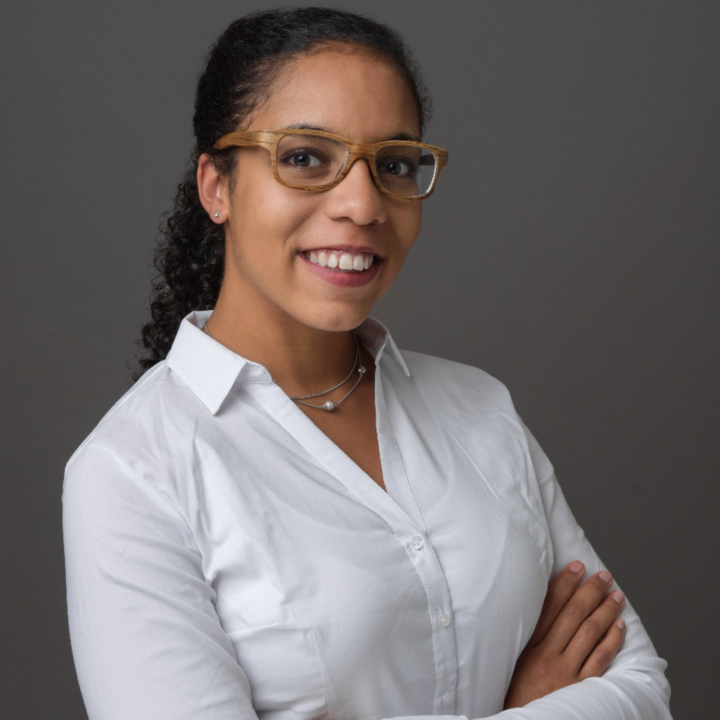 Anna Annor - Leitung Atelier Büro - Stiftung Dreipunkt Luzern | XING