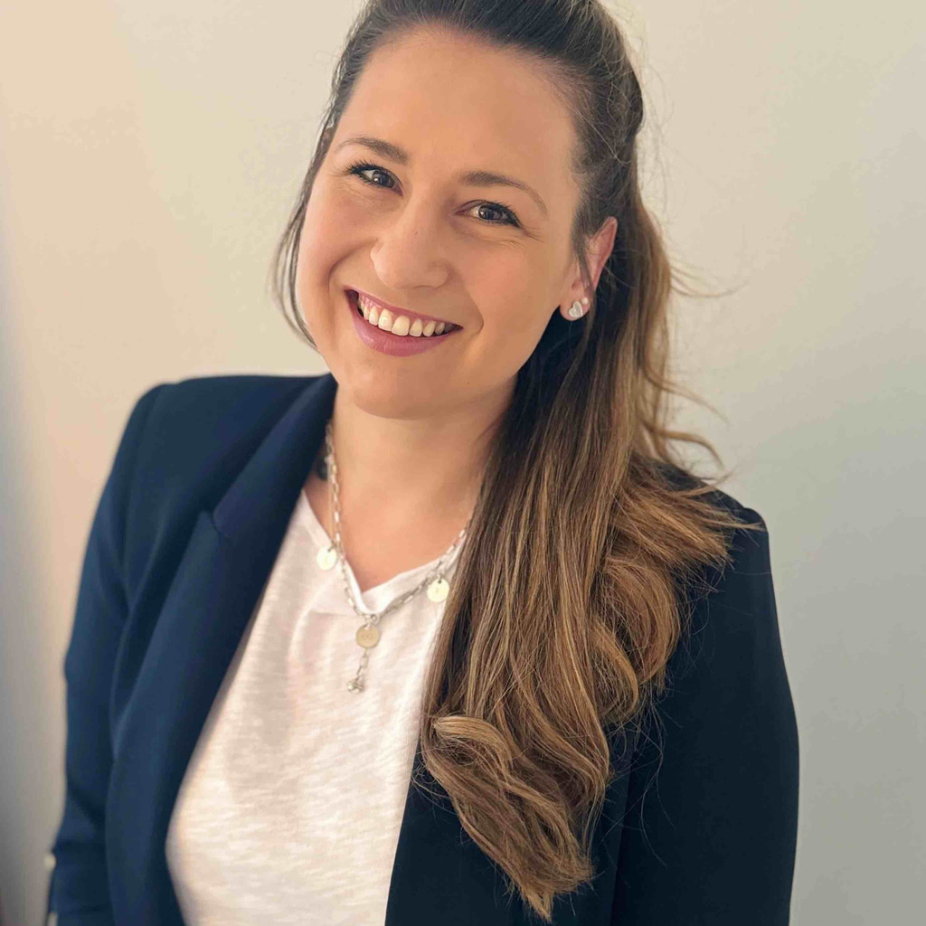 Kristin Marie Held - Referentin Vertriebskonzepte Vermögen - Allianz | XING