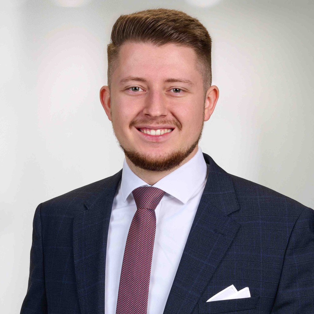 Felix Miller - Berater Private Banking für Unternehmerfamilien ...