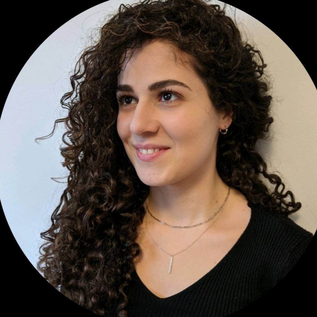 Parisa Najafi - Product Manager - DealMaker | XING