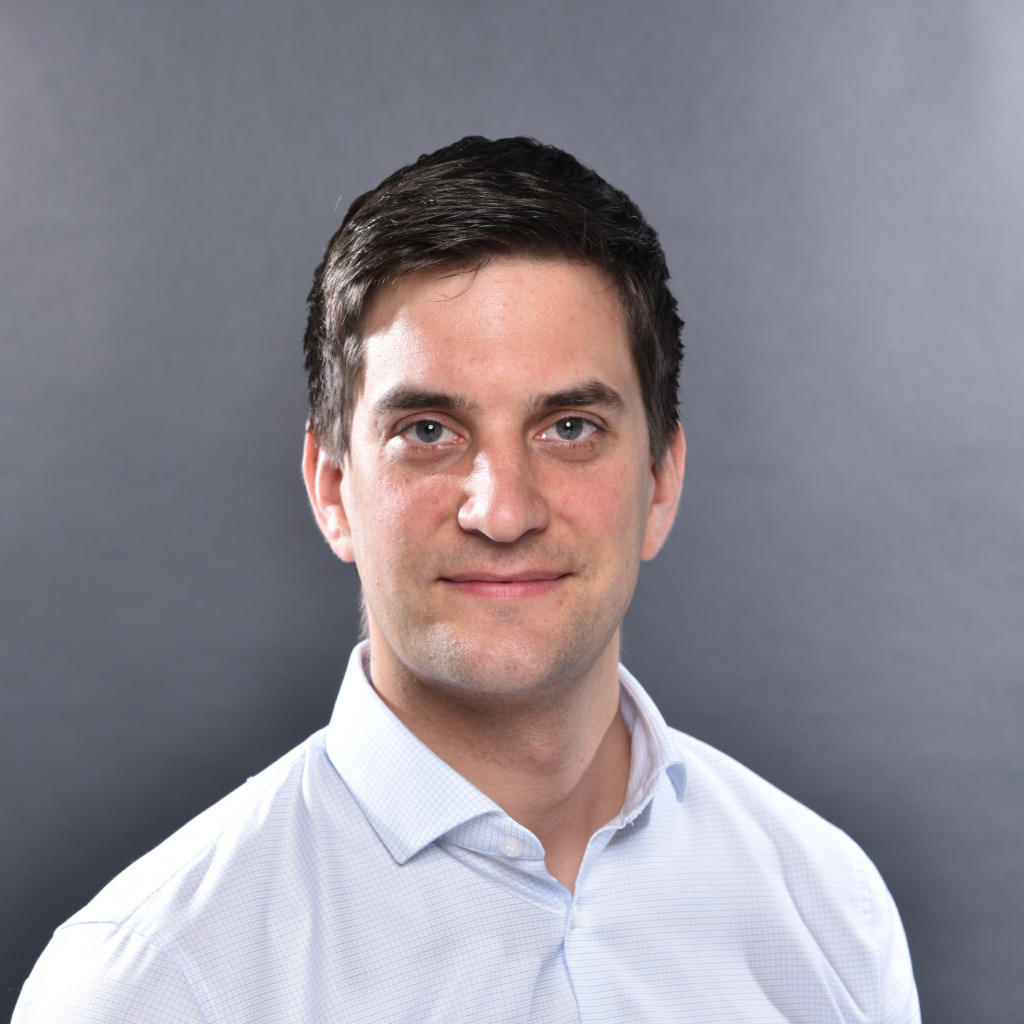 Richard Kramer - Manager Prozessmanagement Reporting Solutions Finance ...