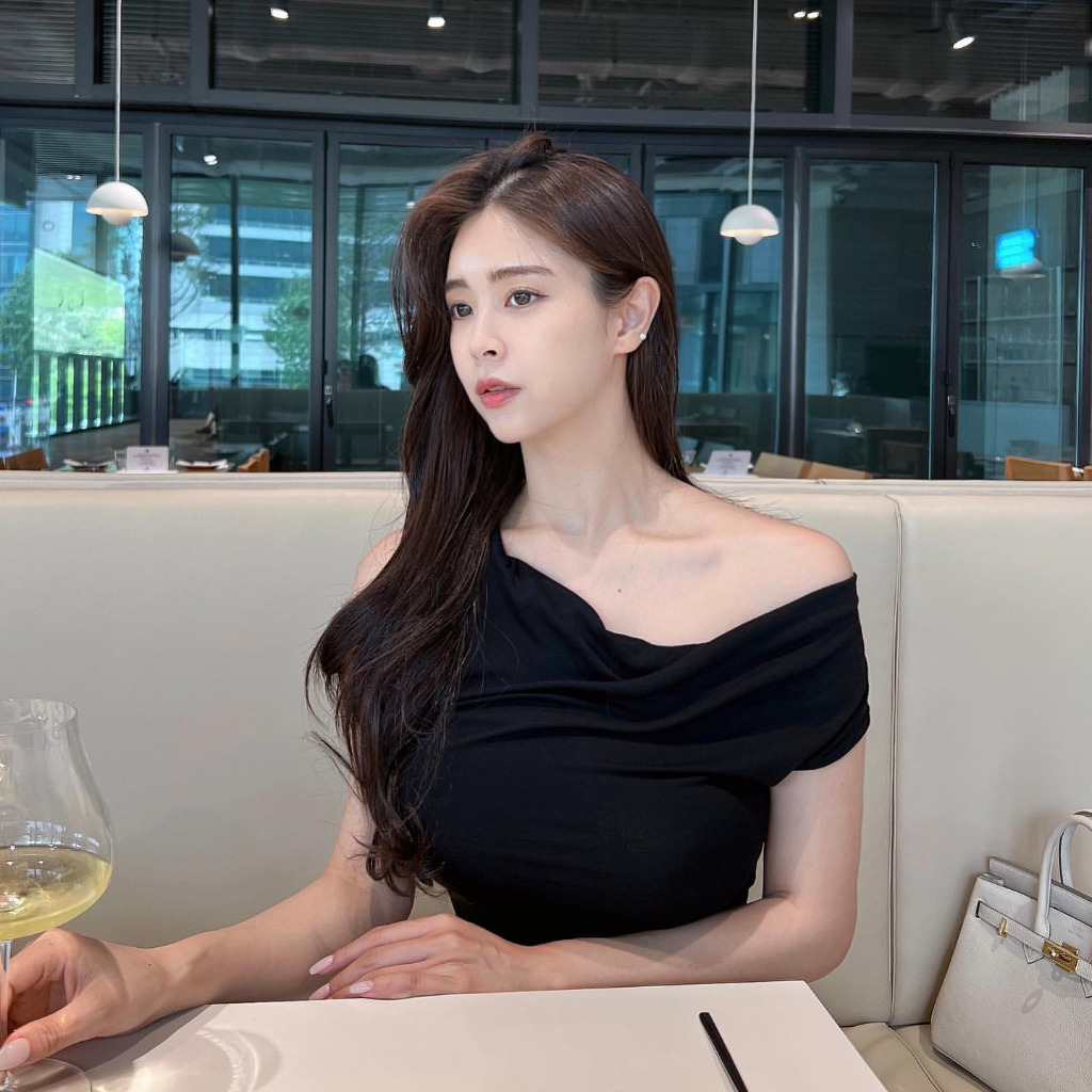 Alex li - Freelance. - Blue Ice Studios. | XING