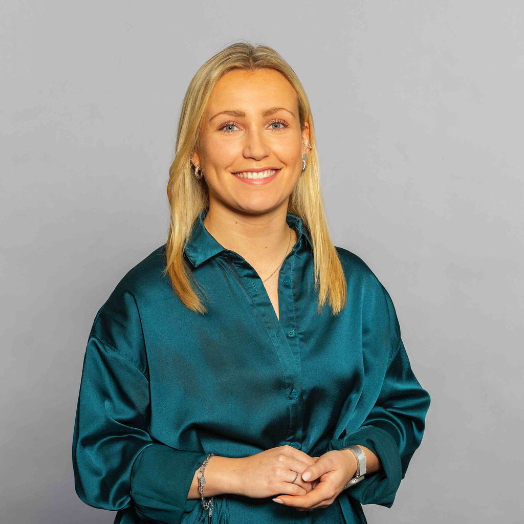 Laura Meger - Referentin Vorstandsressort Kunde - AOK Rheinland/Hamburg ...