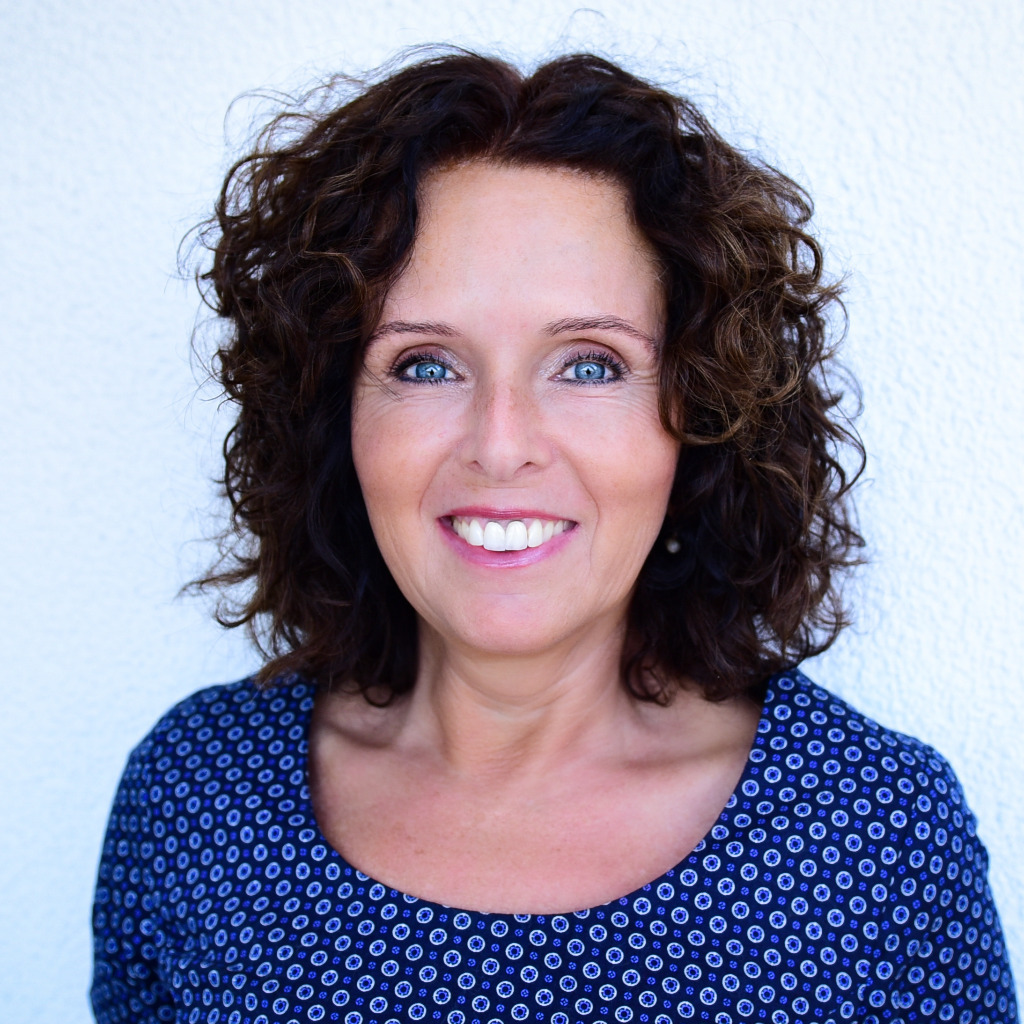 Susanne Christina Seuffert - Sales & Projektmanagement im Verlag ...