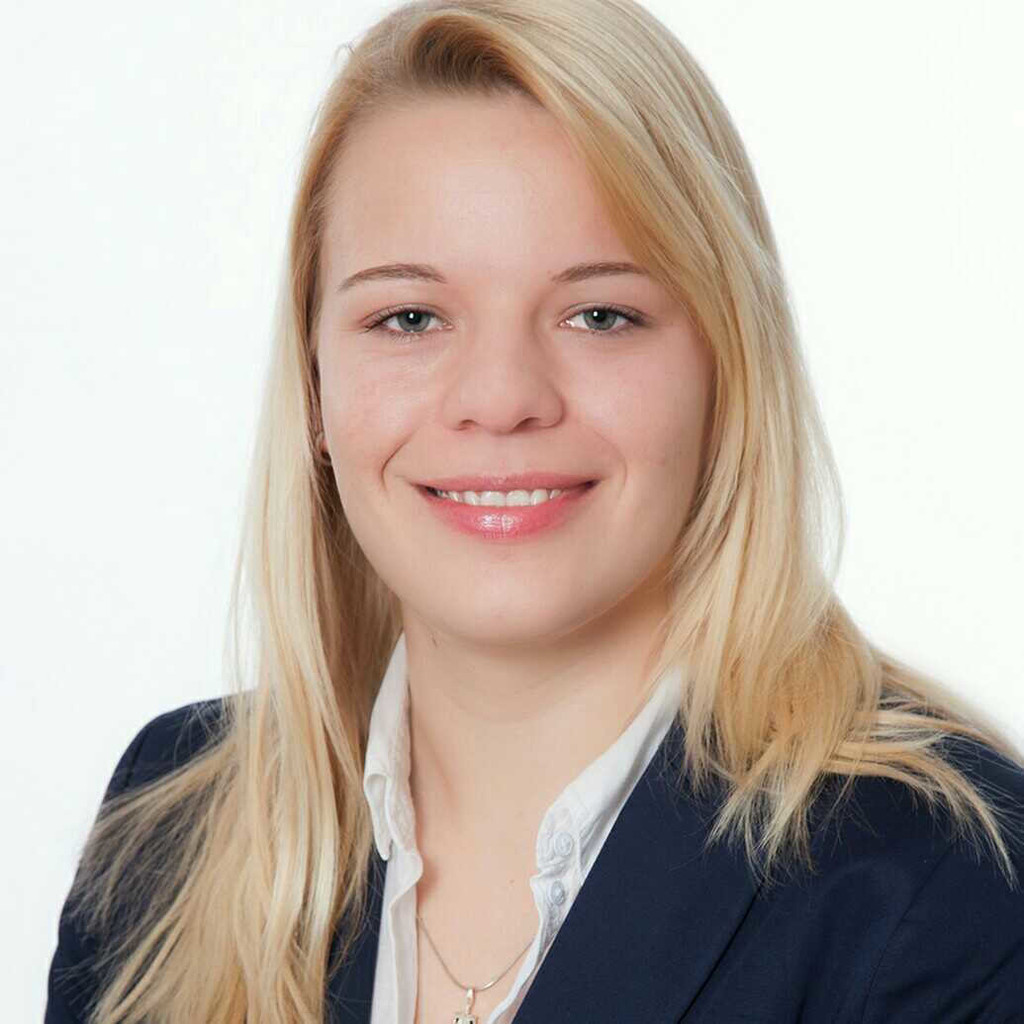 Christiane Huber - Buchhalterin-Controllerin - AlzChem AG | XING