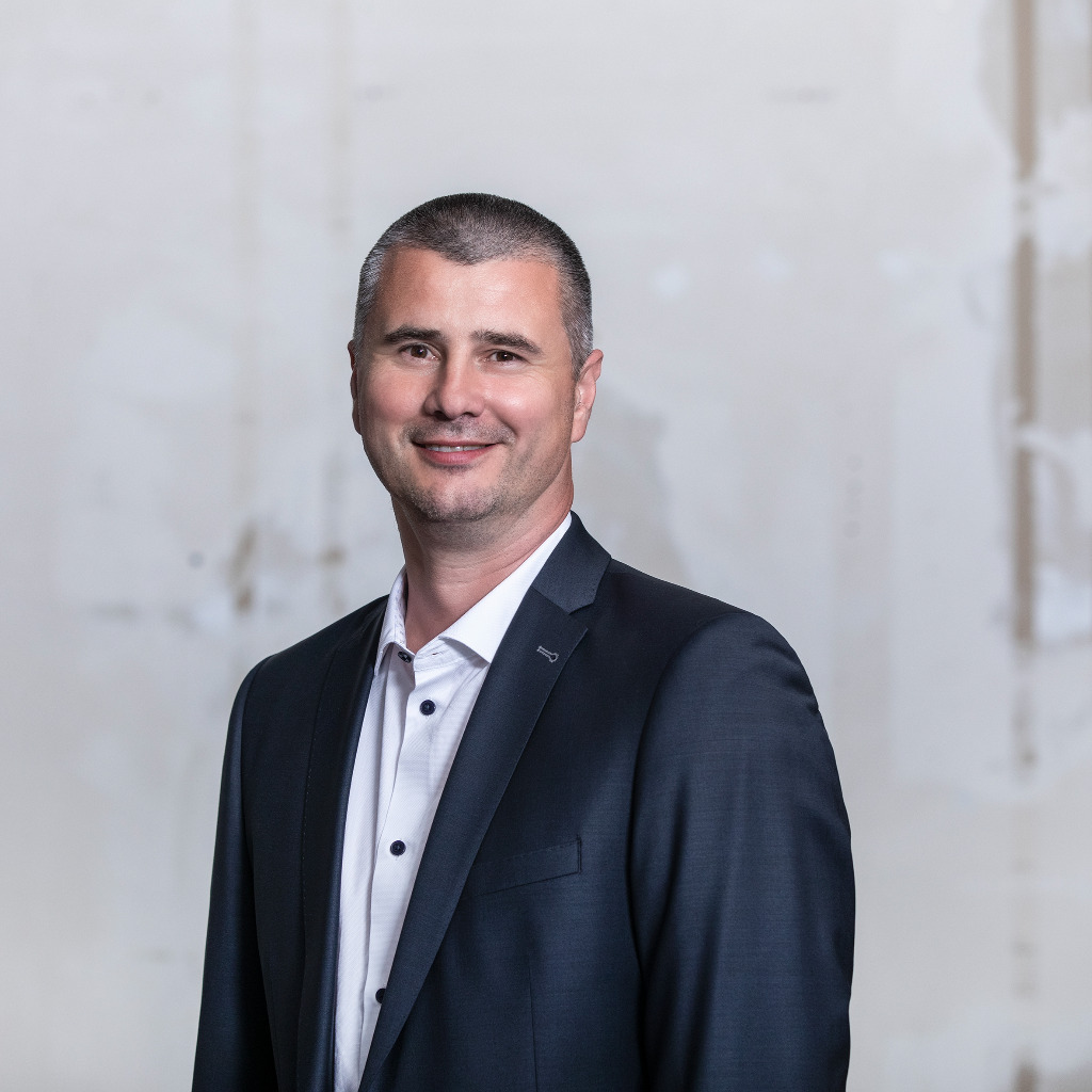 Stefan Zenker - Fachbereichsleiter Investitionen und ZVS - Städtisches ...