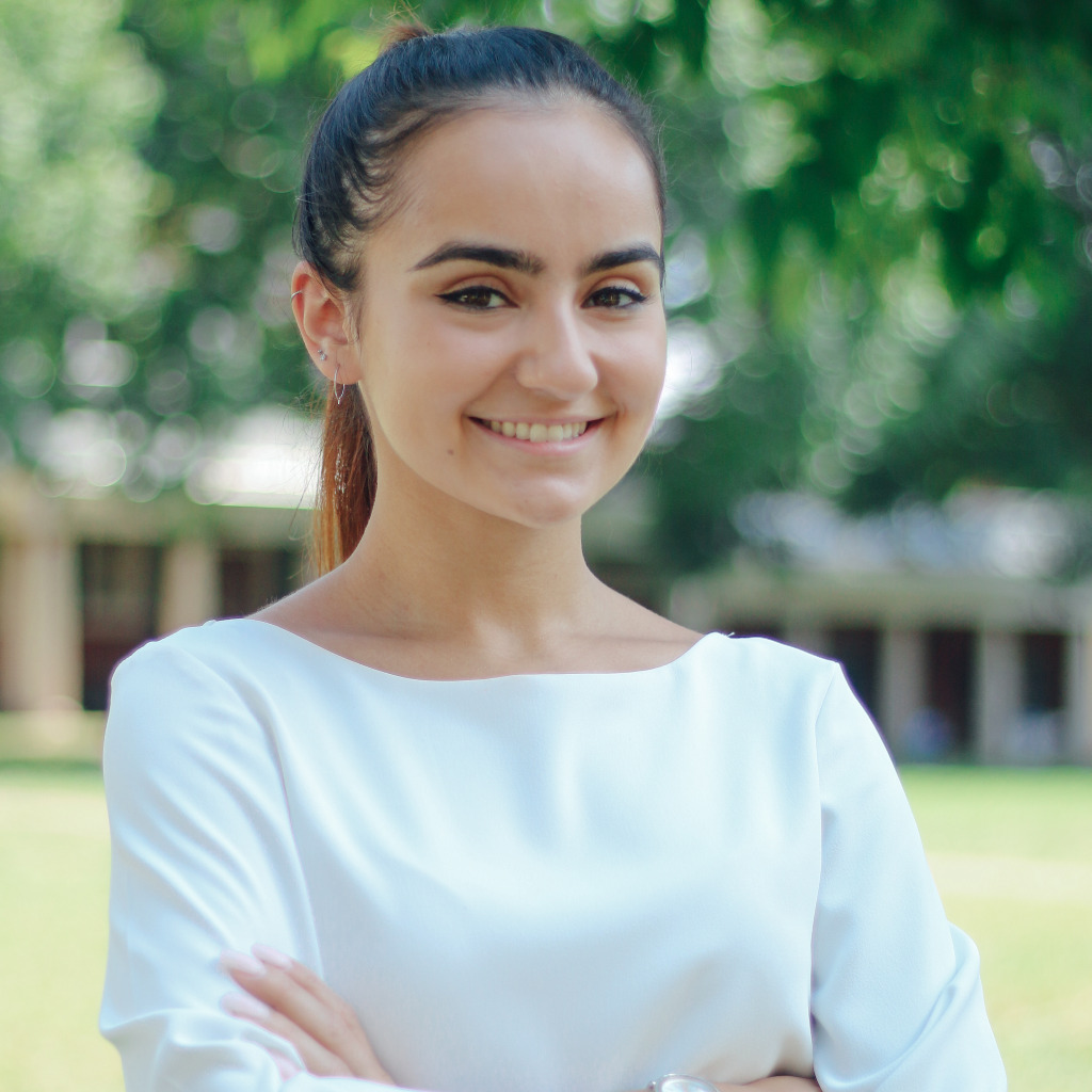 Deniz Sezer - Associate - GRAPH Strategy | XING