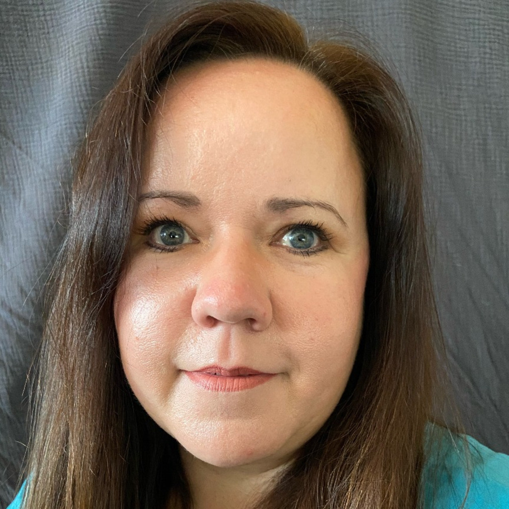 Andrea Bako - QMB und kl. RM - Universitätsklinikum Essen - Institut ...